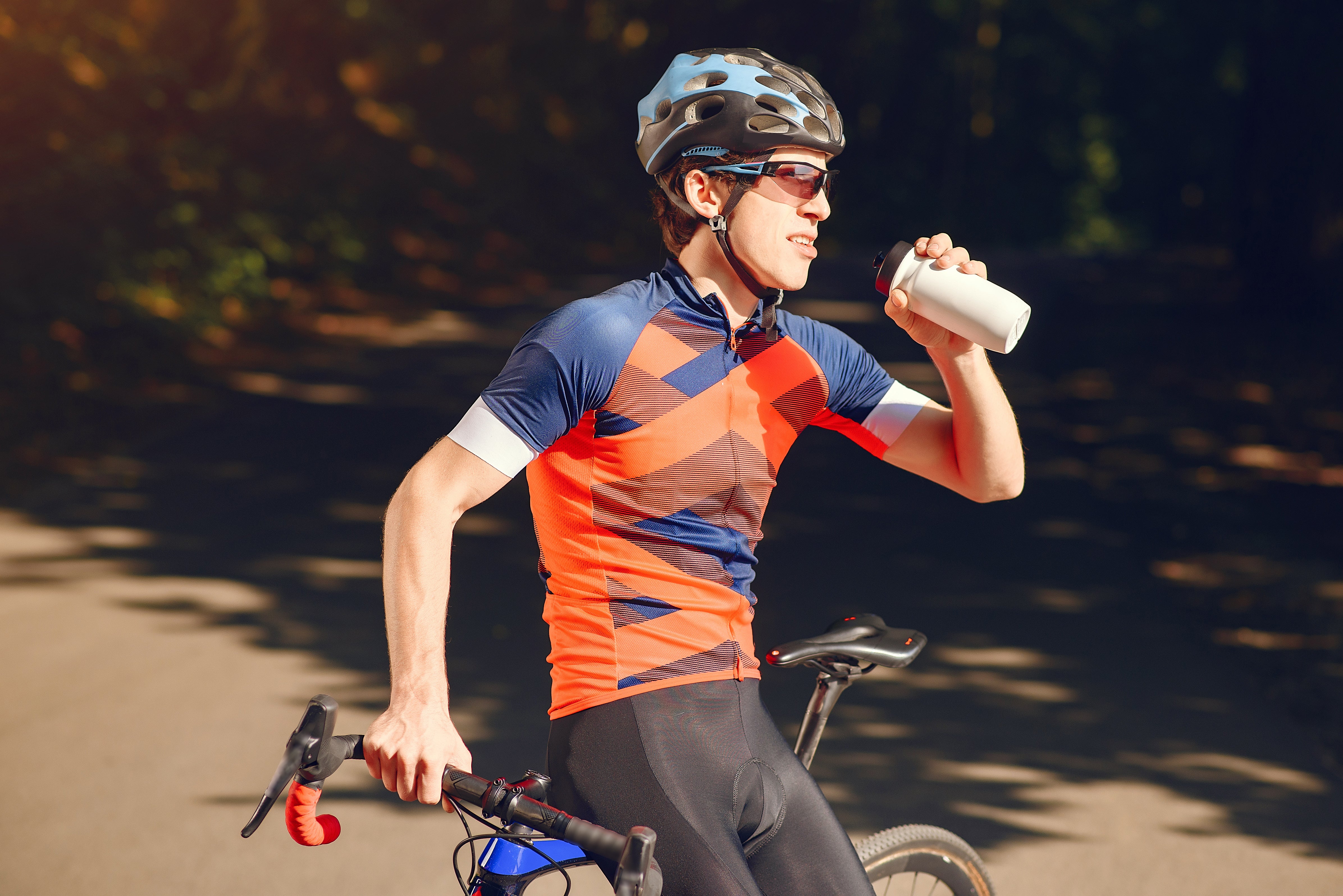 Essential Hydration Advice for Cycling Training – Cool Dude Cycling